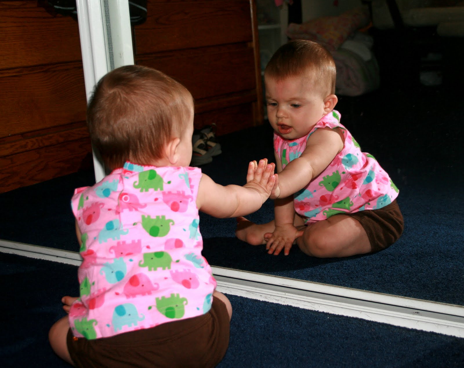 Baby-playing-in-mirror1 – Literary Theory and Criticism