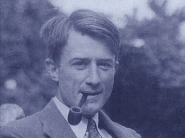 Key Theories of Michael Oakeshott – Literary Theory and Criticism