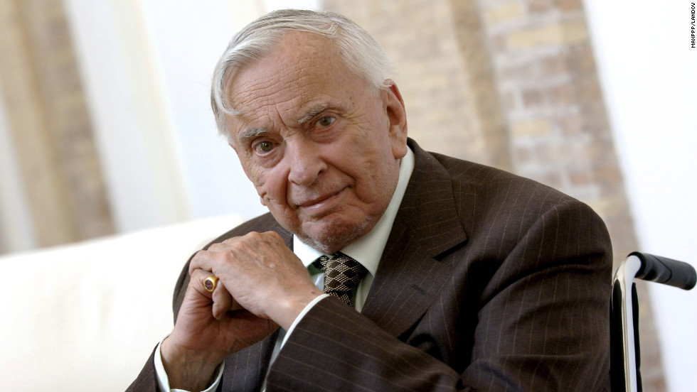 Analysis of Gore Vidal’s Novels – Literary Theory and Criticism