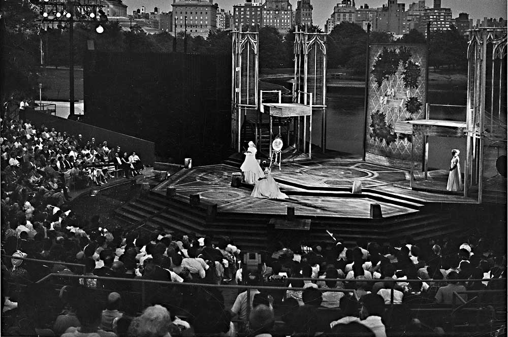 Off-Broadway Theater – Literary Theory and Criticism