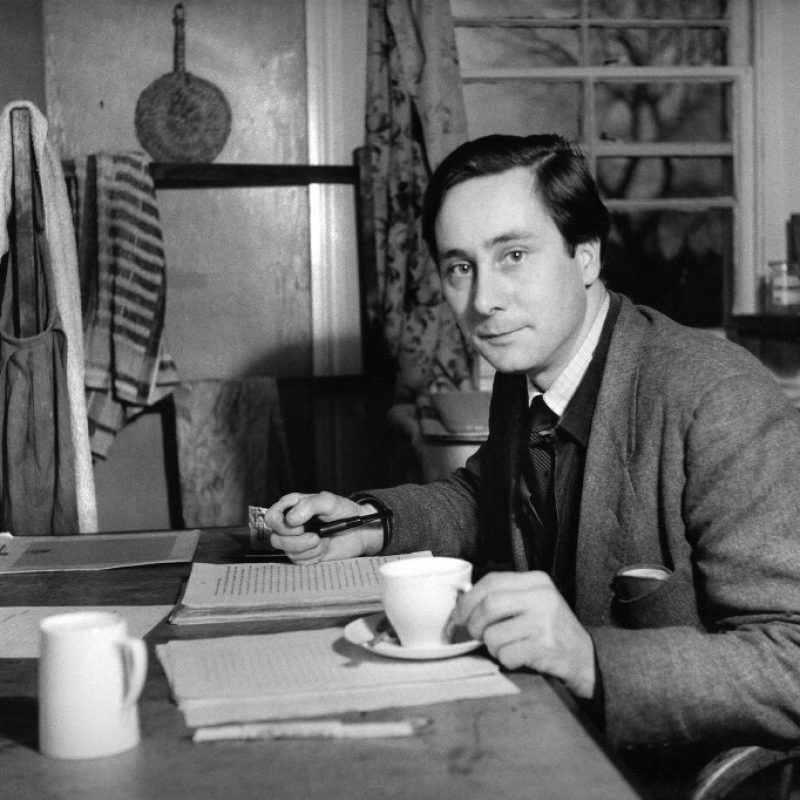 Analysis of Alan Sillitoe’s The Loneliness of the Long-Distance Runner ...