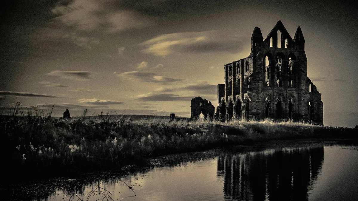 Gothicism in Literature – Literary Theory and Criticism